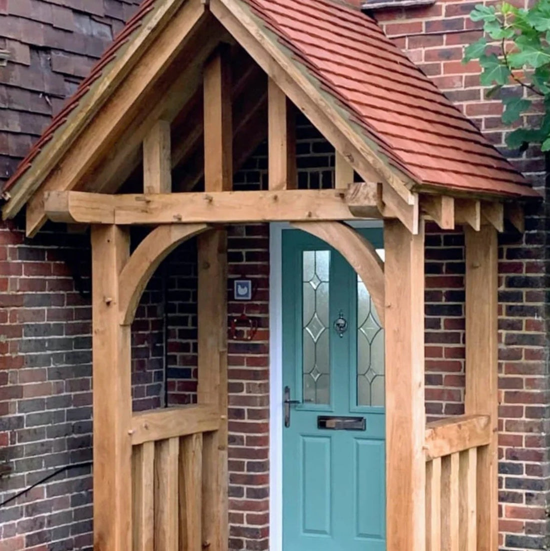 Solid Oak Tulip Porch – New Forest Oak